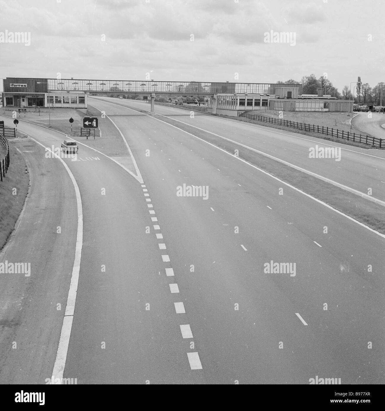 Building a car uk Black and White Stock Photos & Images - Alamy