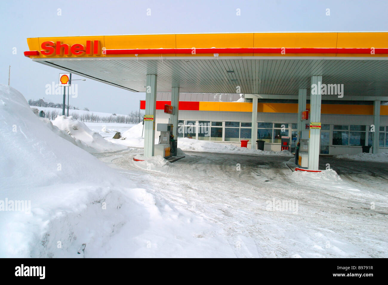 Natural disaster by name hi-res stock photography and images - Alamy