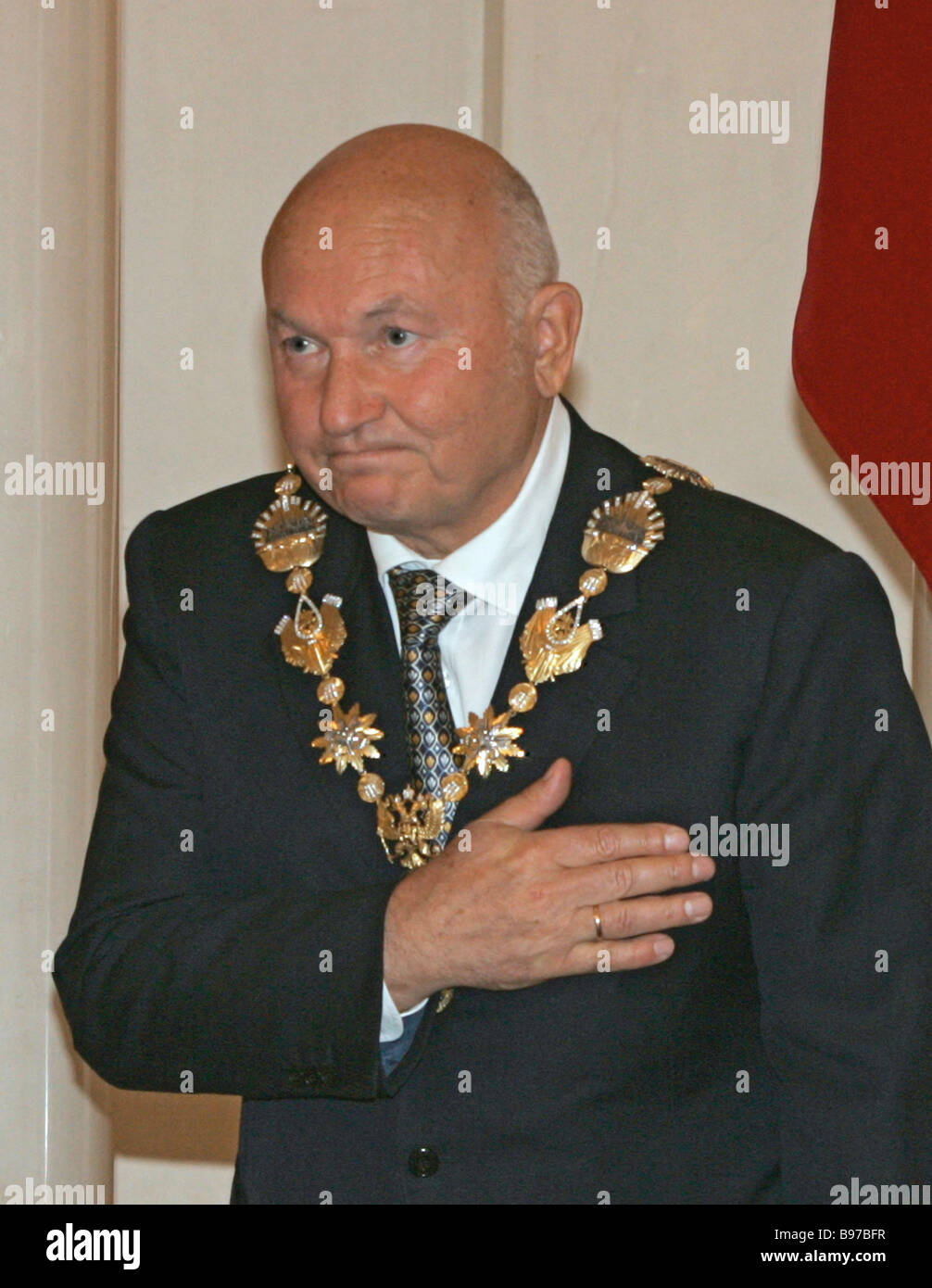 Yury Luzhkov during his inauguration as Mayor of Moscow Stock Photo - Alamy