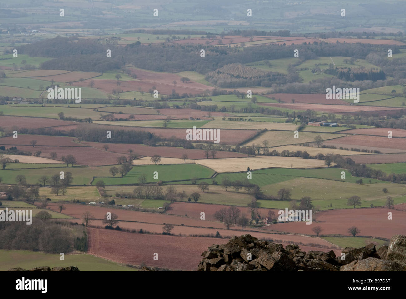 Rural hill fields hi-res stock photography and images - Alamy