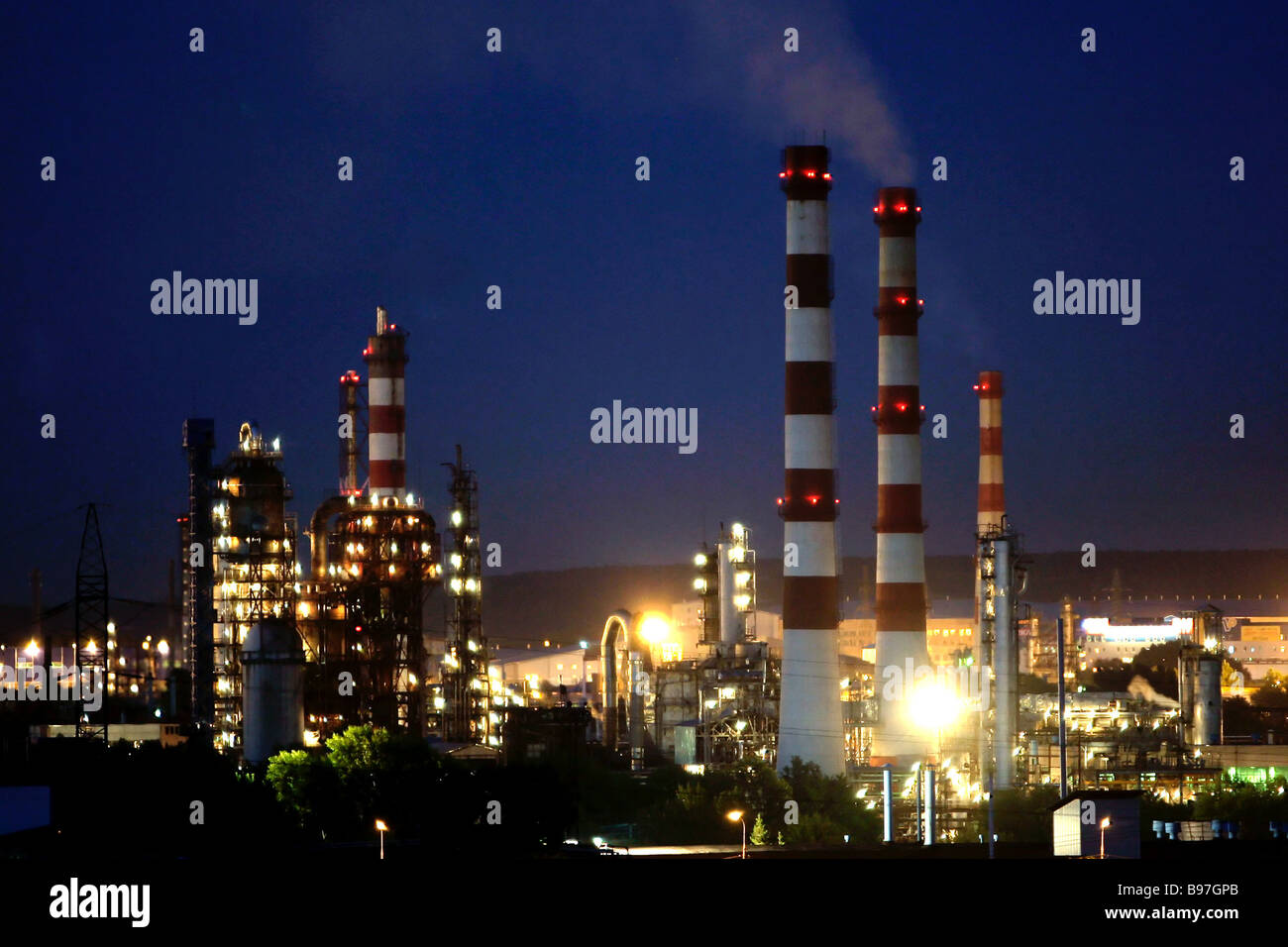 An oil refinery in Moscow s Kapotnya district Stock Photo - Alamy