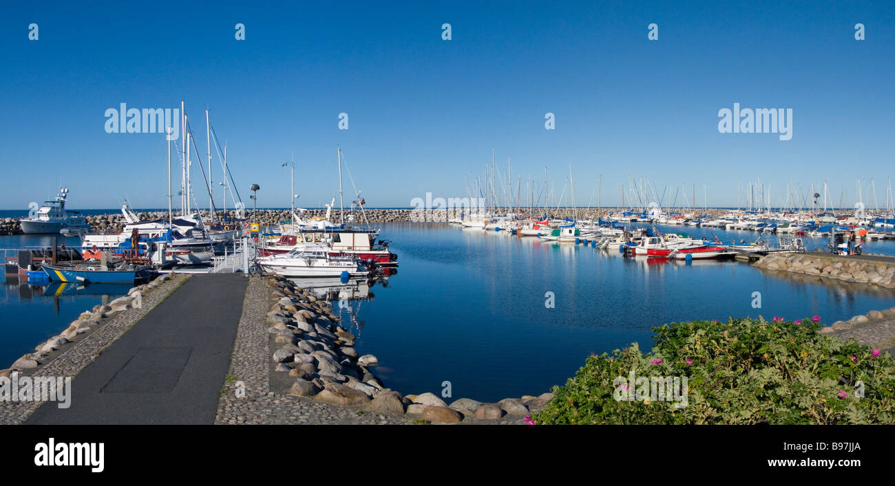 Serene boats hi-res stock photography and images - Alamy
