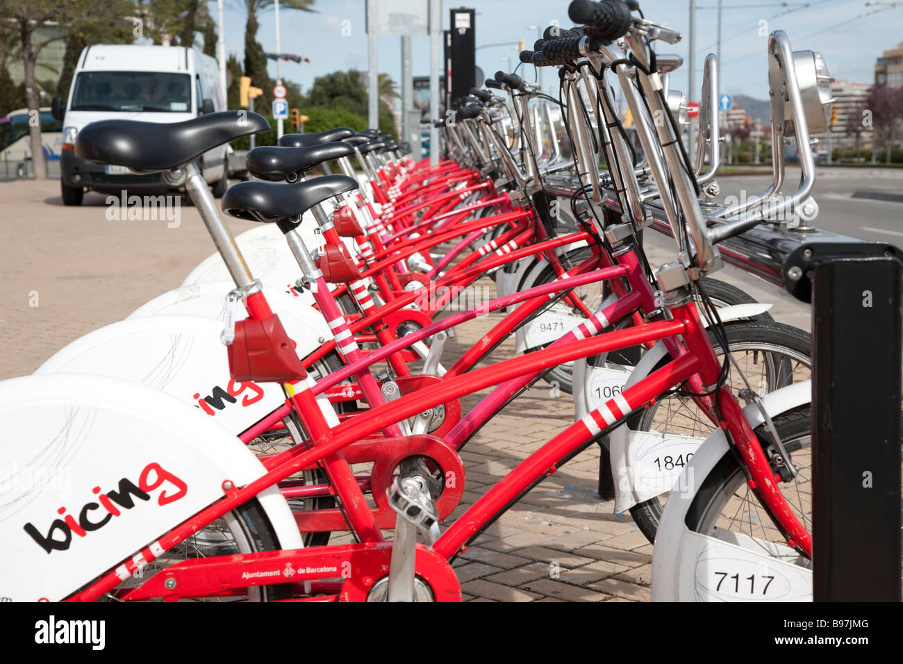 Bicycle hire hi-res stock photography and images - Alamy