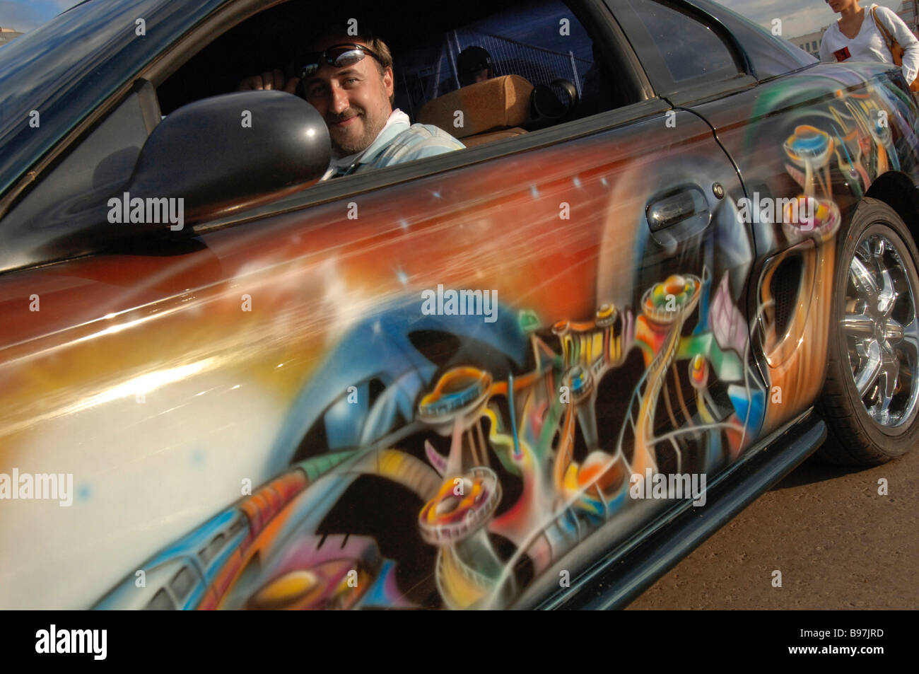 An exhibition of painting on cars Aerograph 2007 during the arts ...