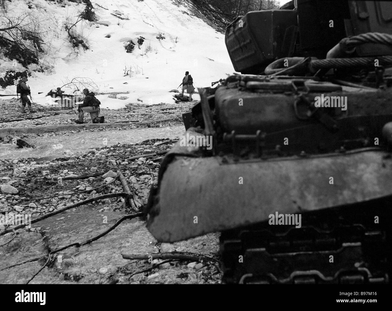 Airborne Force special reconnaissance detachment operation to detect ...