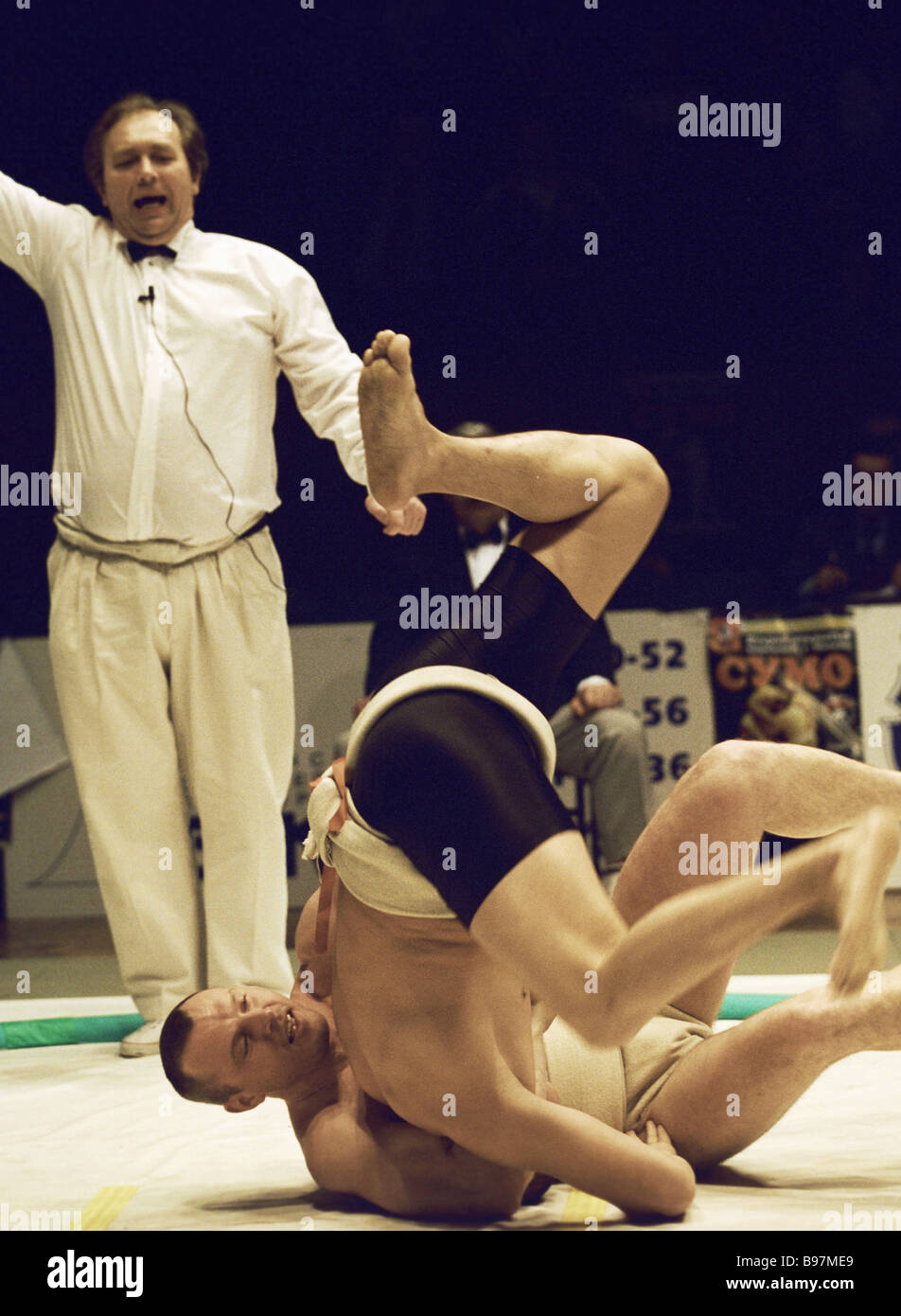 A dramatic bout at the 2nd Moscow open sumo championship Stock Photo ...
