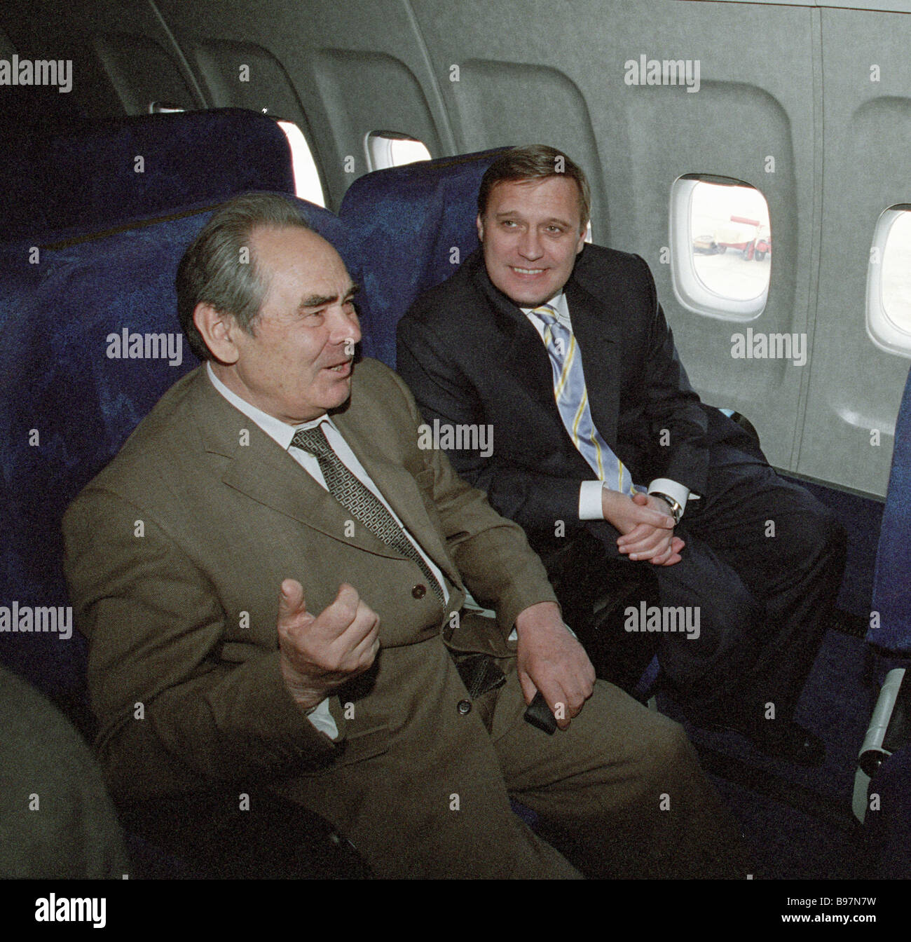 Russian Prime Minister Mikhail Kasyanov right and Tatarstan s President ...