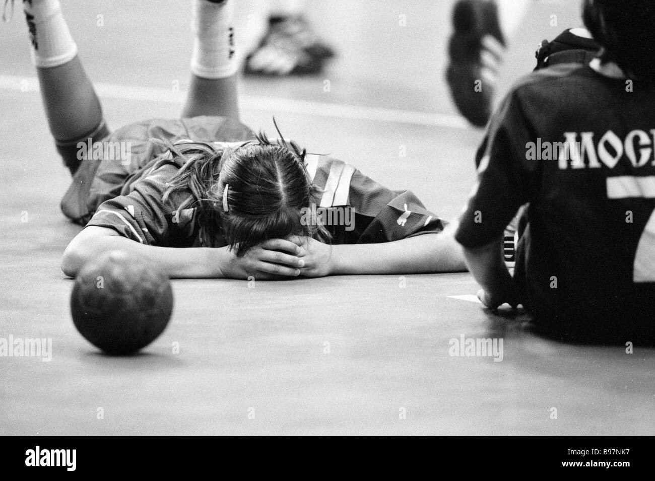Female handball International Junior Sports Games Stock Photo - Alamy
