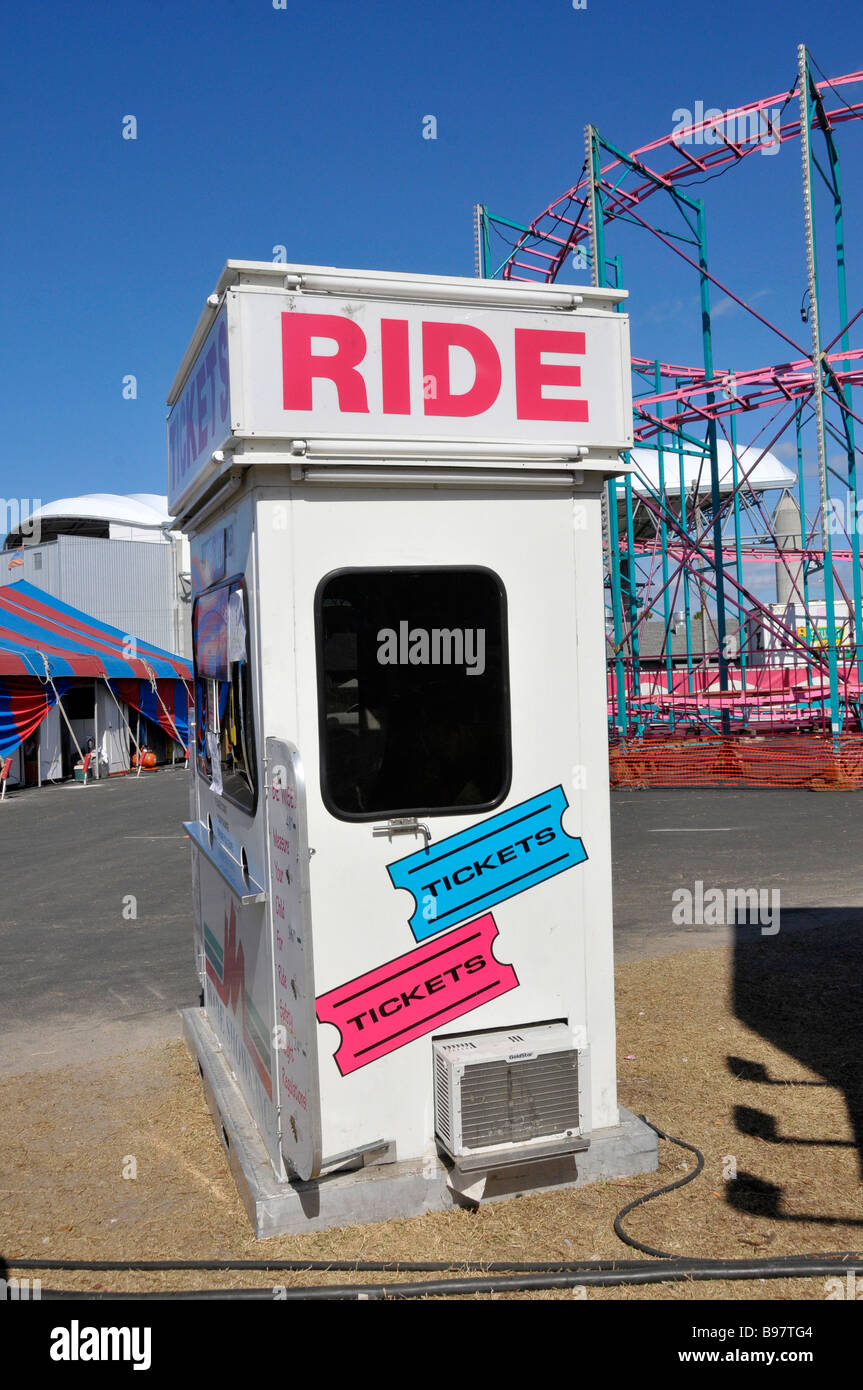 Amusement park ticket booth hi-res stock photography and images - Alamy