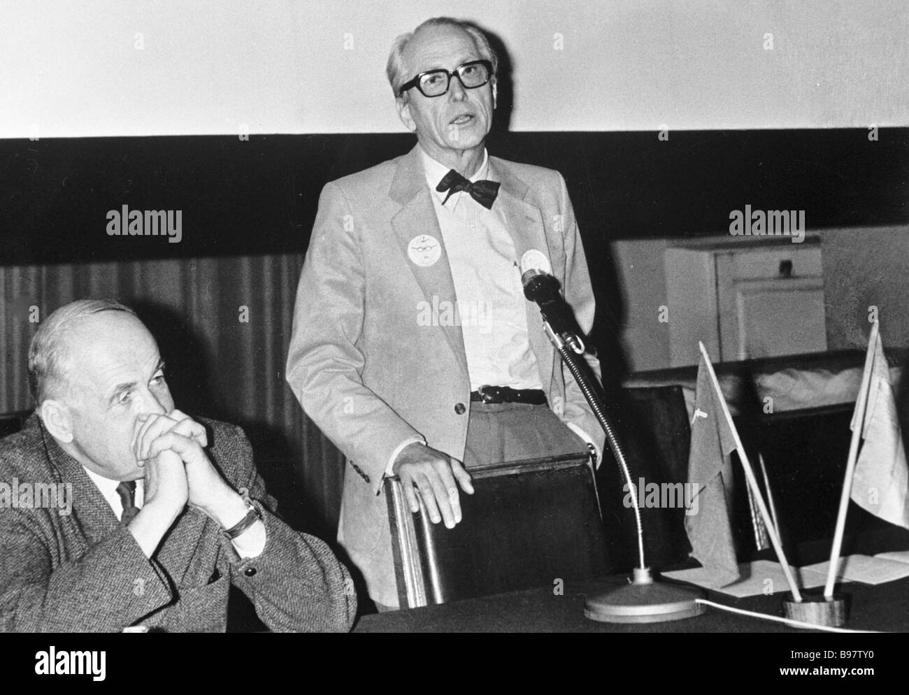 Academician Nikolai Kochetkov director of Zelinsky Organic Chemistry ...