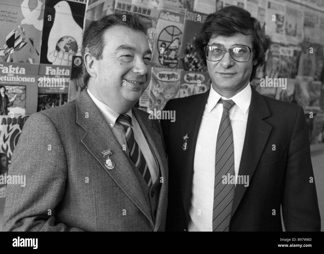 APN Ibn Sina prize winners Academician Yevgeny Primakov left and ...