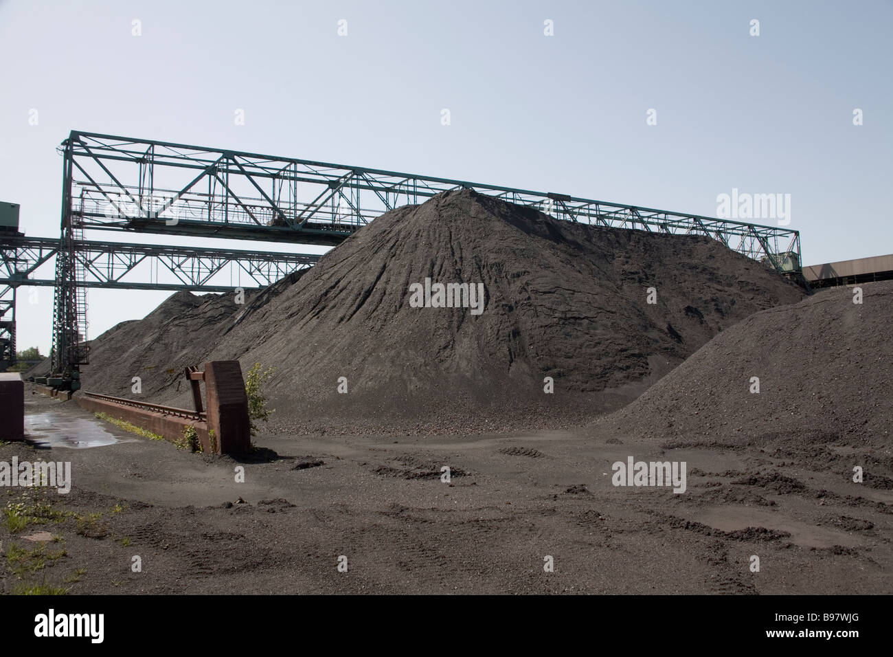 Ironpellets hi-res stock photography and images - Alamy