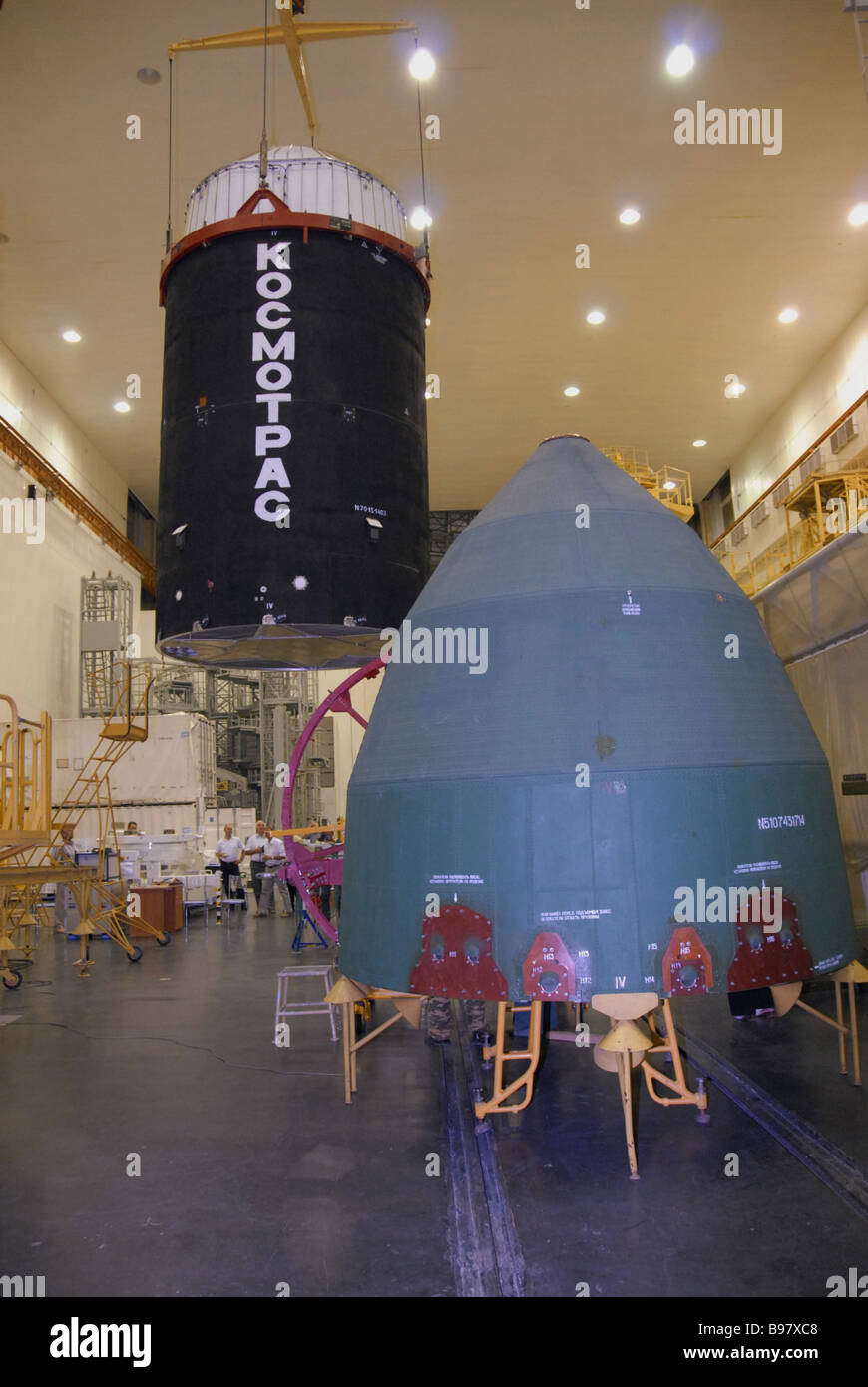 Preparing to launch Germany s TERRA SAR X remote sensing satellite ...