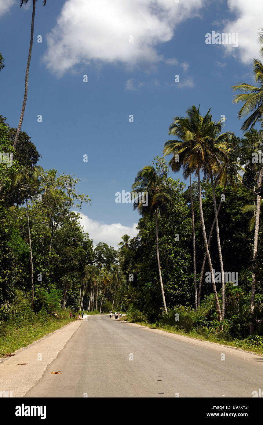 Tanzania roads hi-res stock photography and images - Alamy