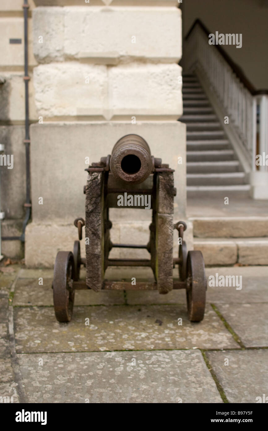 Cannon exeter hi-res stock photography and images - Alamy