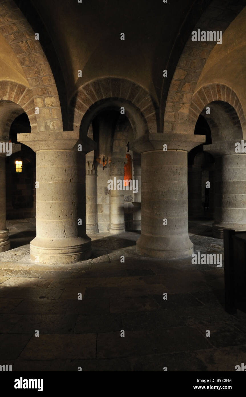 Romanesque crypt hi-res stock photography and images - Alamy