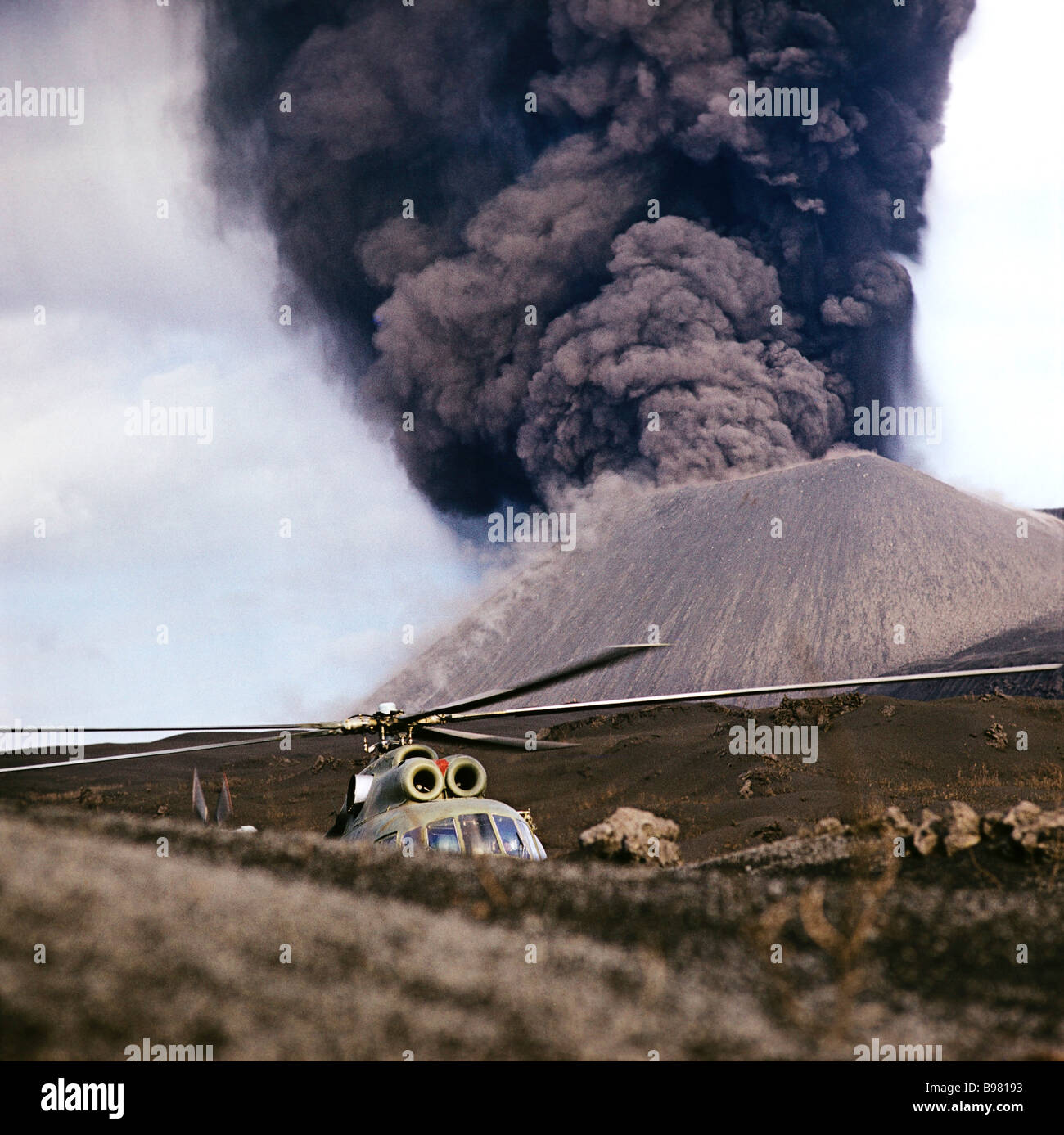 Tolbachik volcano eruption in Kamchatka Stock Photo - Alamy