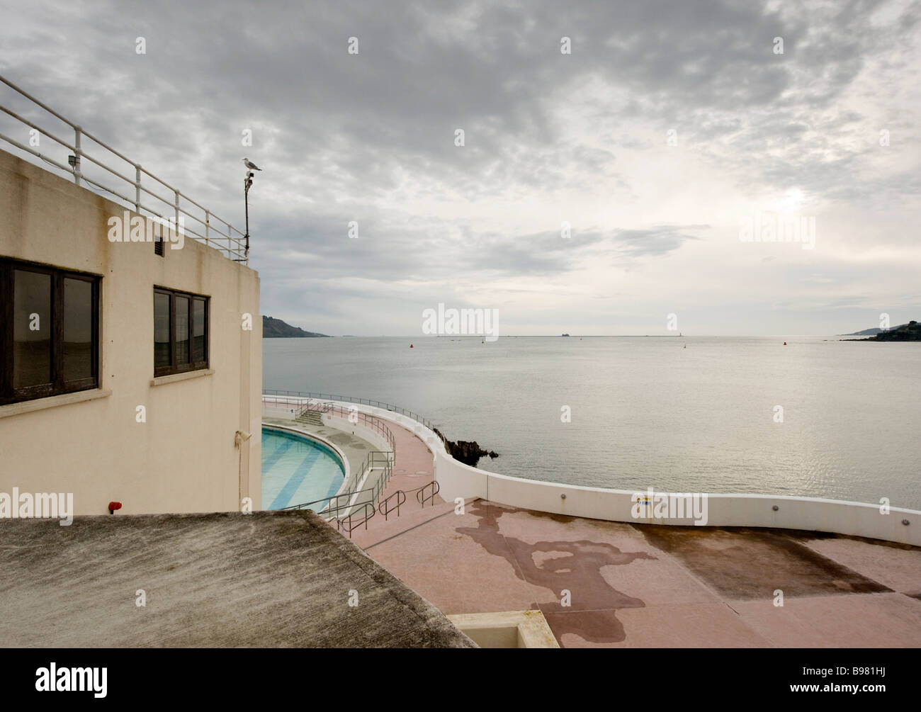 A view of Tinside Lido outdoor swimming pool in Plymouth looking ...