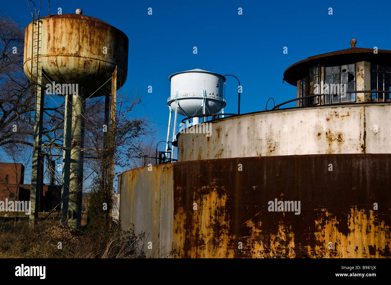 Elevated water tank hi-res stock photography and images - Alamy