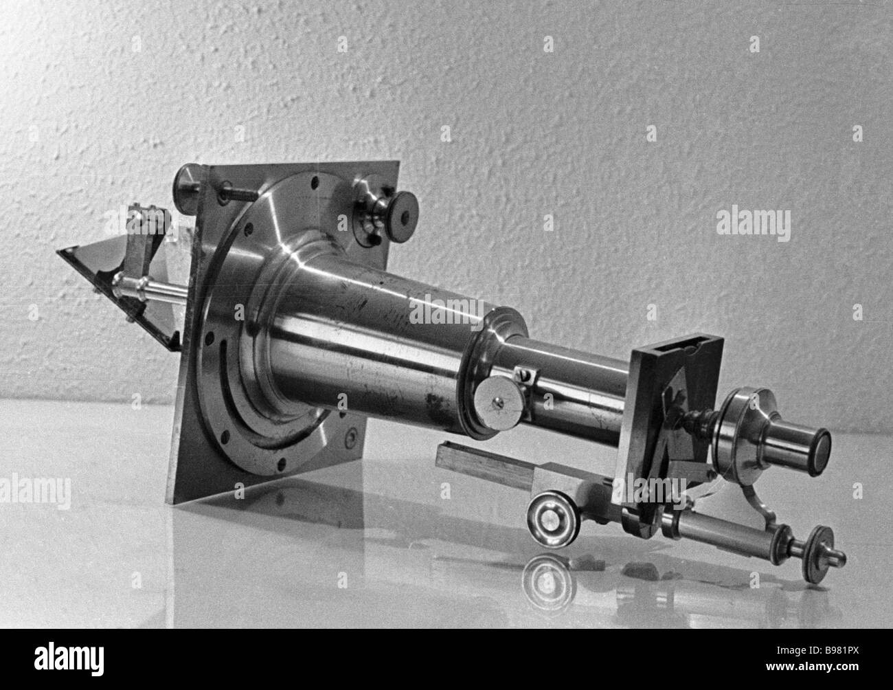 Bertsch solar microscope of the second half of the eighteenth century ...