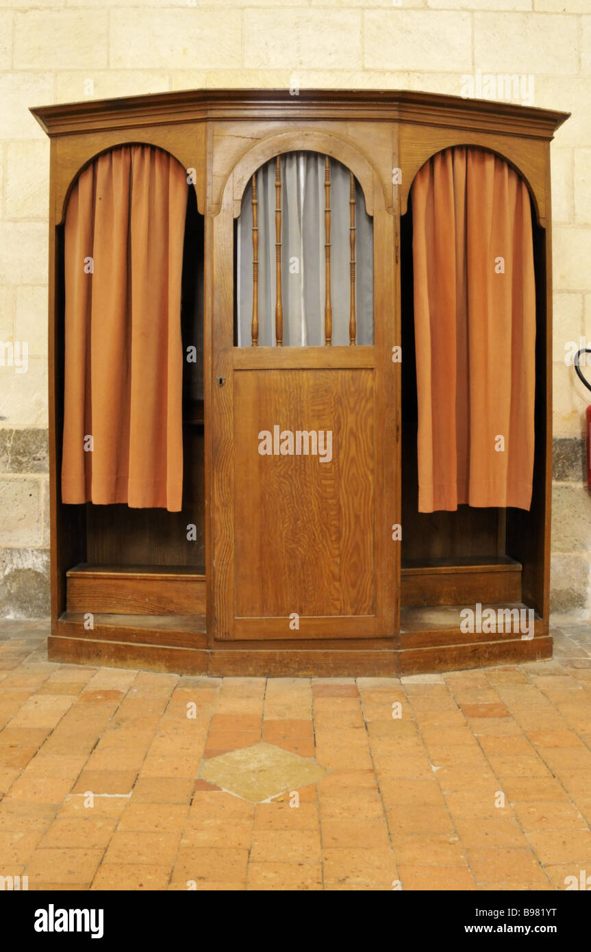 Confession box in church st hi-res stock photography and images - Alamy