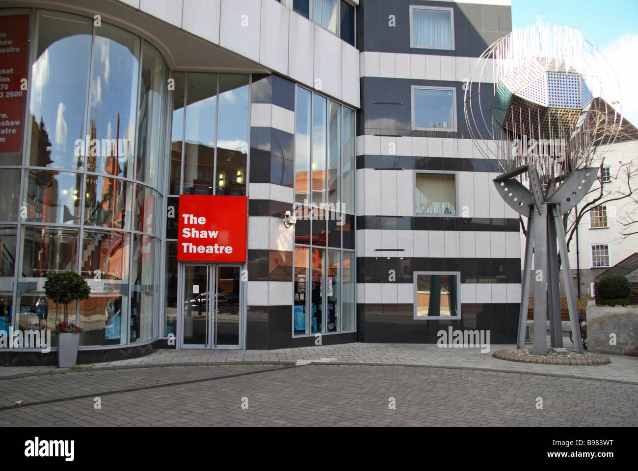Shaw theatre london hi-res stock photography and images - Alamy