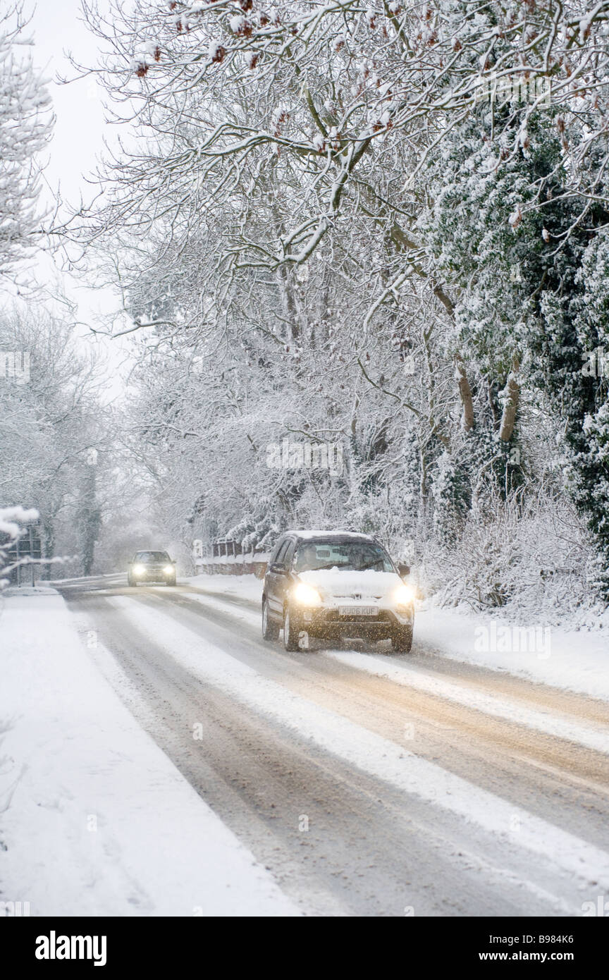 Driving in slush hi-res stock photography and images - Alamy