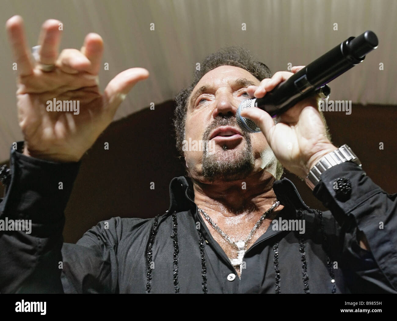 English singer Tom Jones sir Thomas Jones Woodward Stock Photo - Alamy