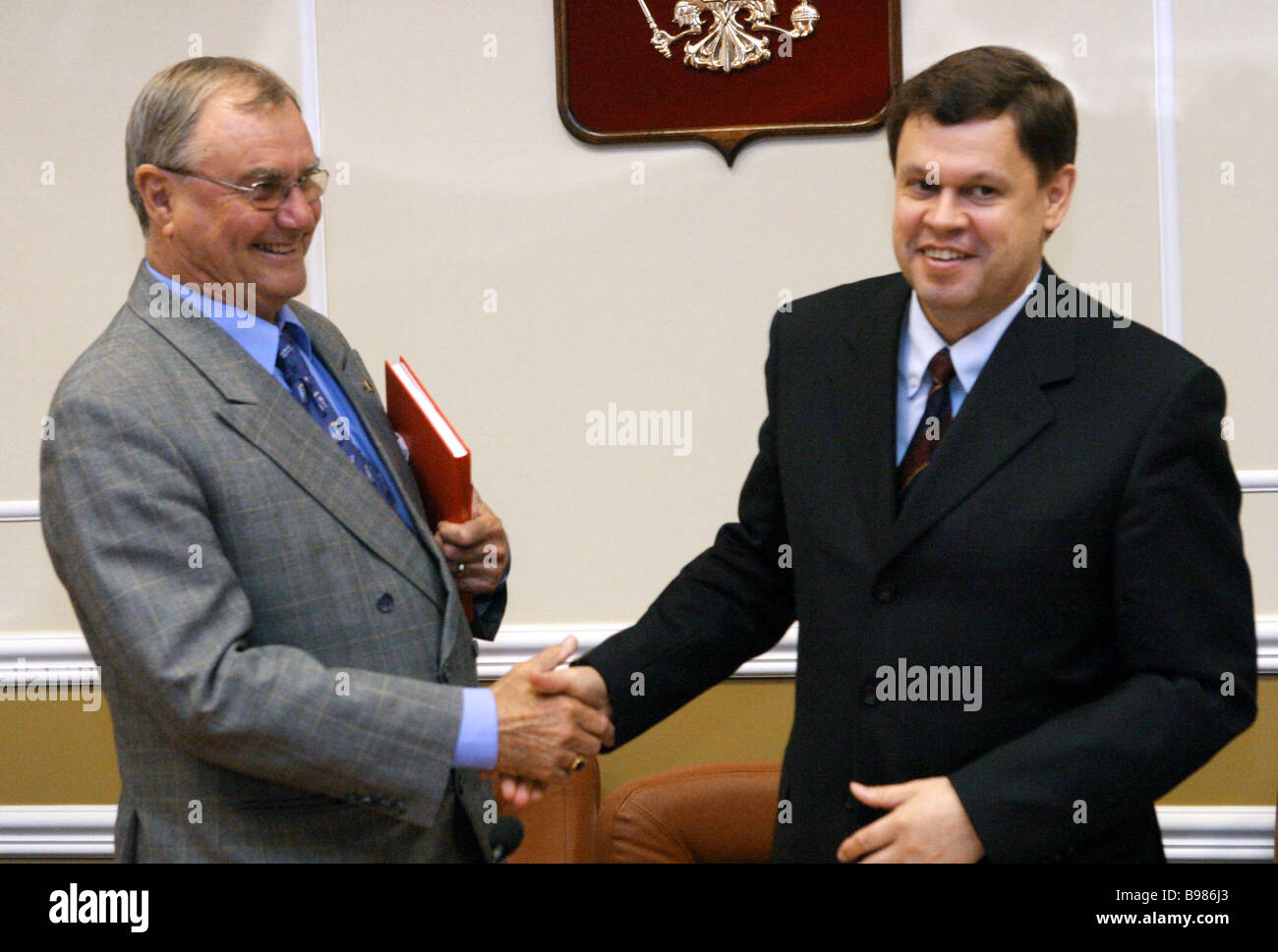 Deputy Minister of Natural Resources fo Russia Valentin Stepankov and ...