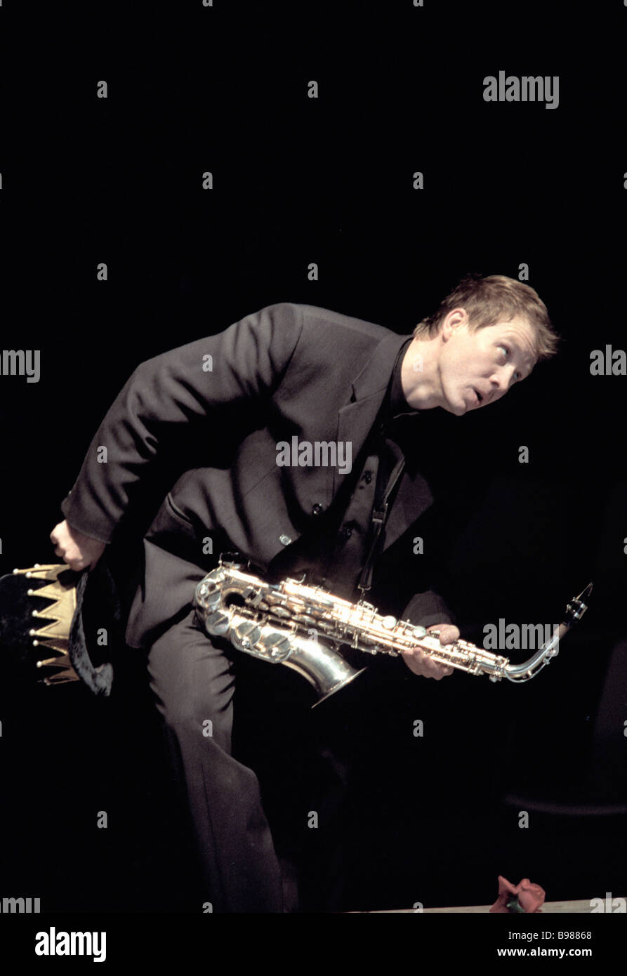 Yevgeny Mironov as the title character in Shakespeare s Hamlet directed ...
