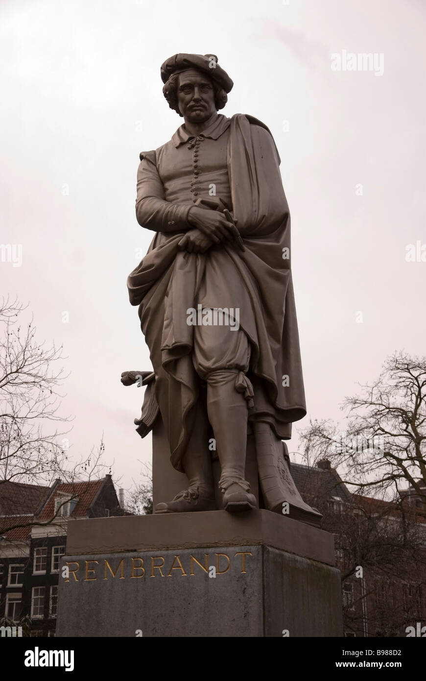 Cast Iron Statue Rembrandt Amsterdam Stock Photo - Alamy