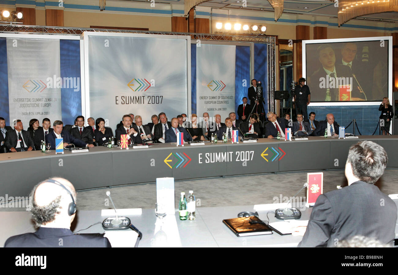 A meeting of the Balkan Energy Summit in Zagreb on June 24 2007 Stock ...