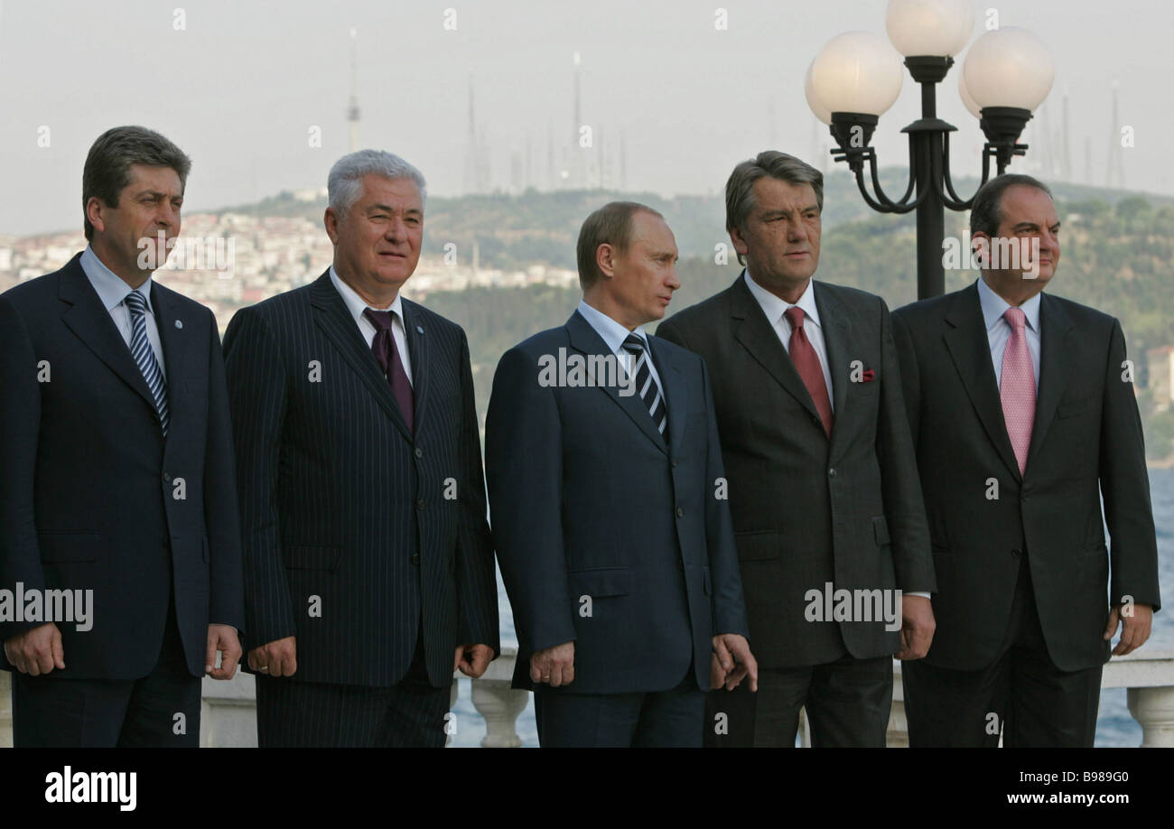 June 25 2007 Left to right Bulgarian President Georgi Parvanov Moldovan ...