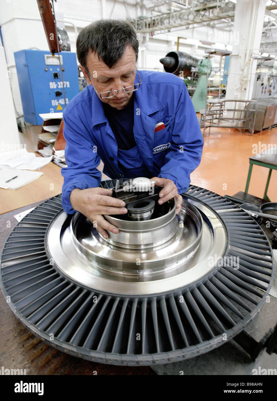 Testing a low pressure turbine of the AL 31F engine It is used as a ...
