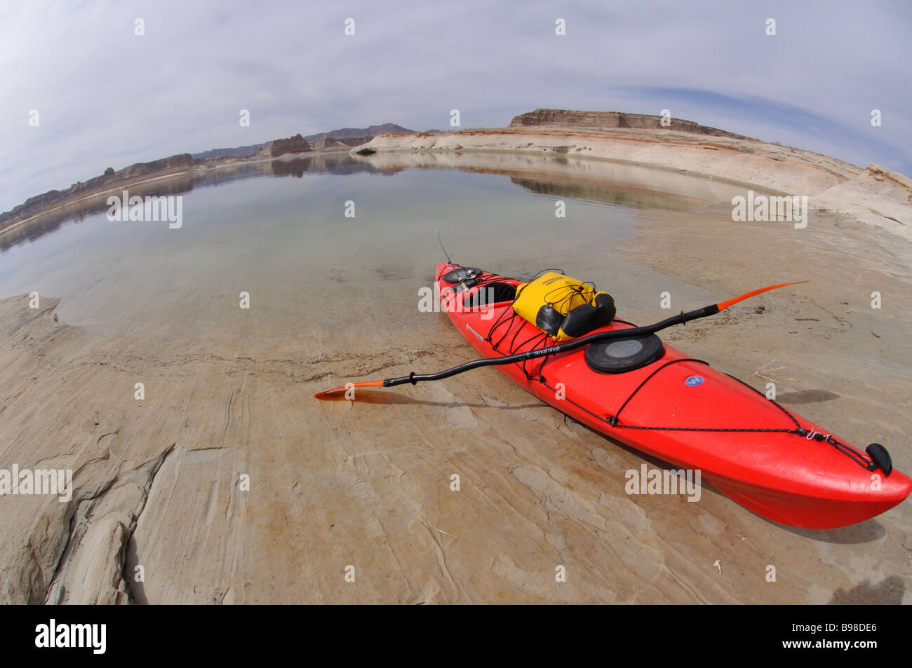 Kayaker on sea hi-res stock photography and images - Alamy