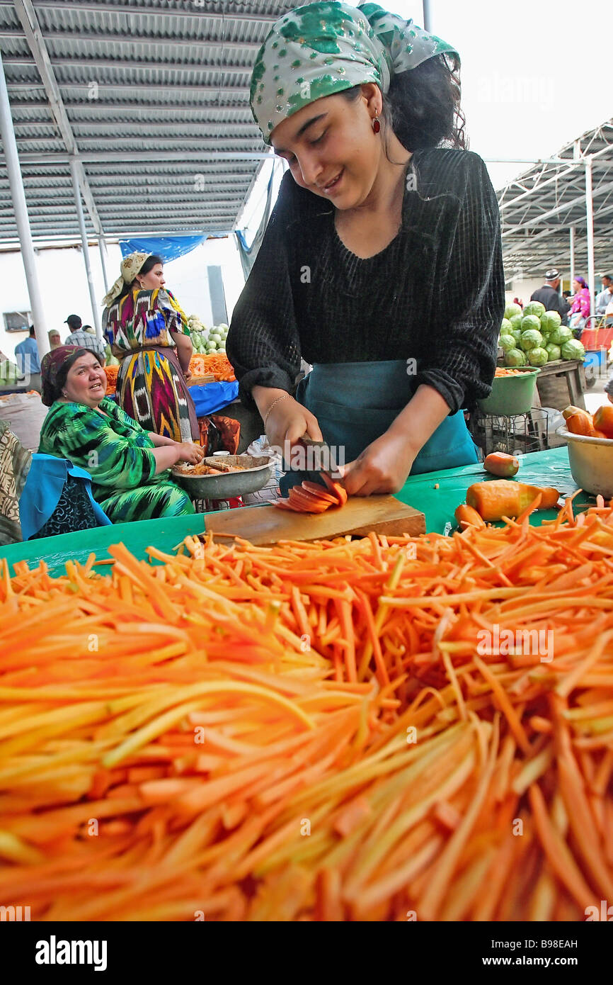 A market in Dushanbe Stock Photo - Alamy