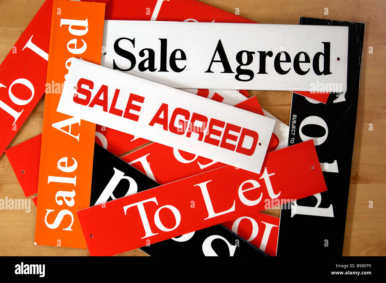 Letting agreed hi-res stock photography and images - Alamy