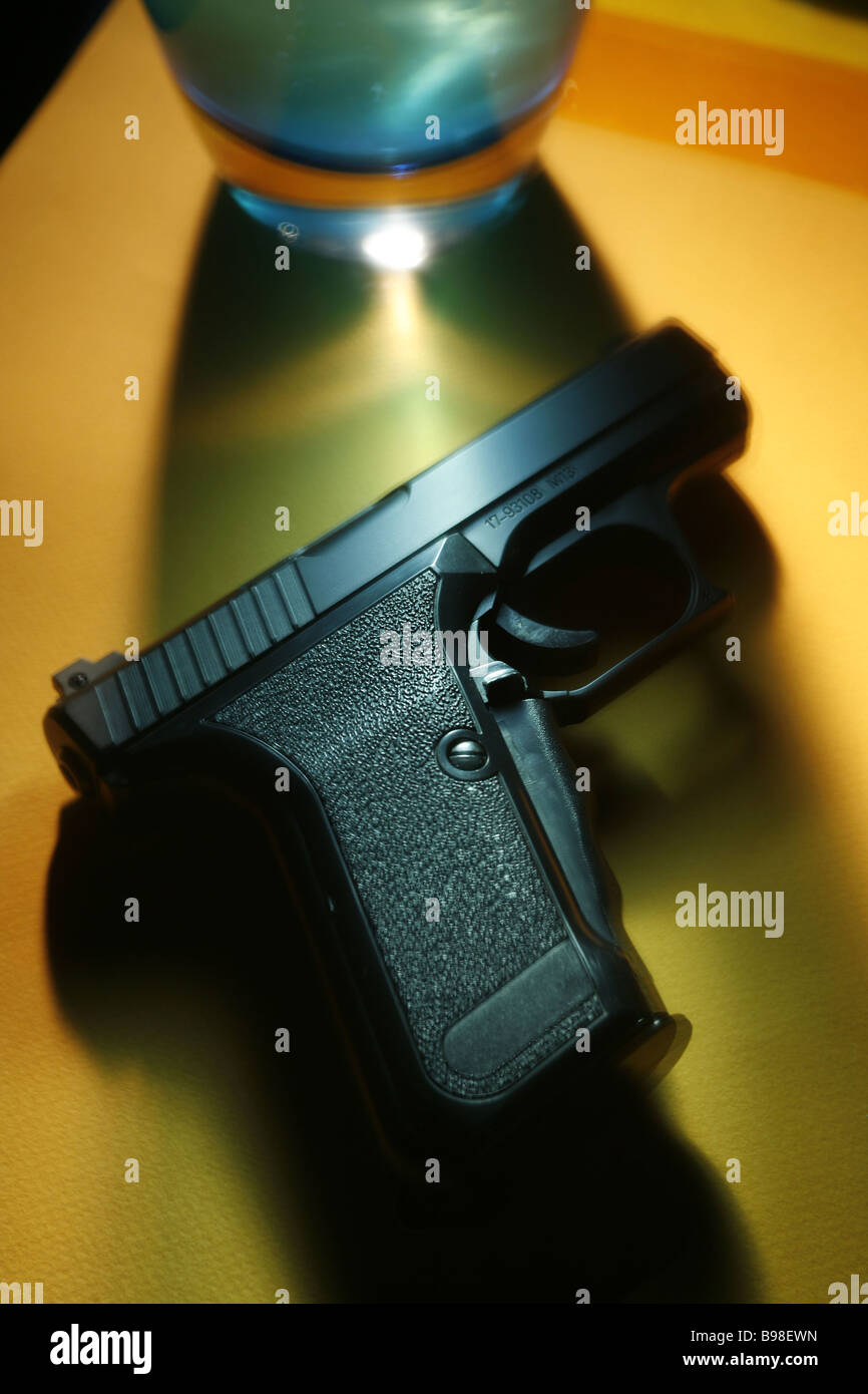 still life of a gun Stock Photo - Alamy