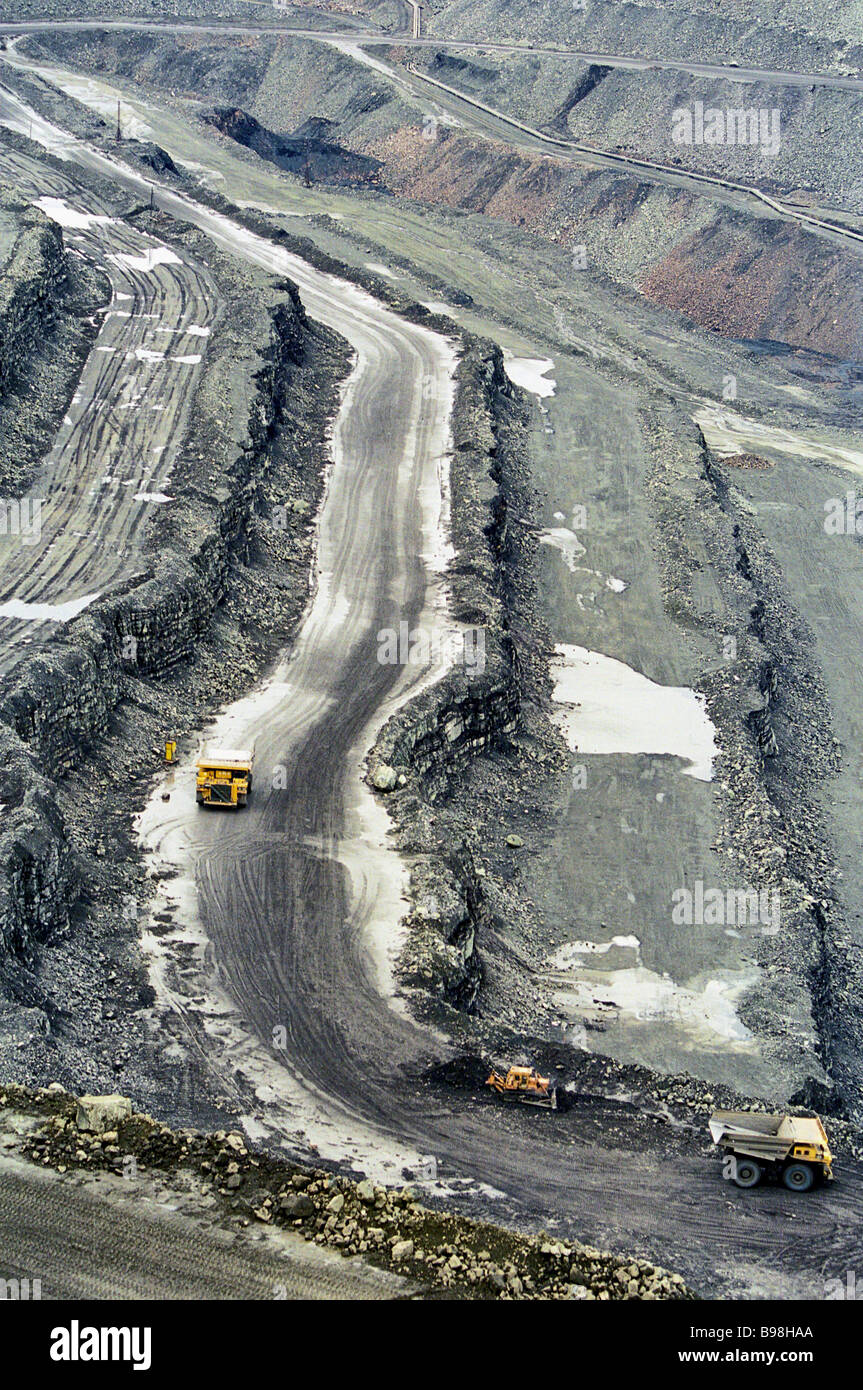 Coal mining The Neryungri open pit coal mine Stock Photo - Alamy