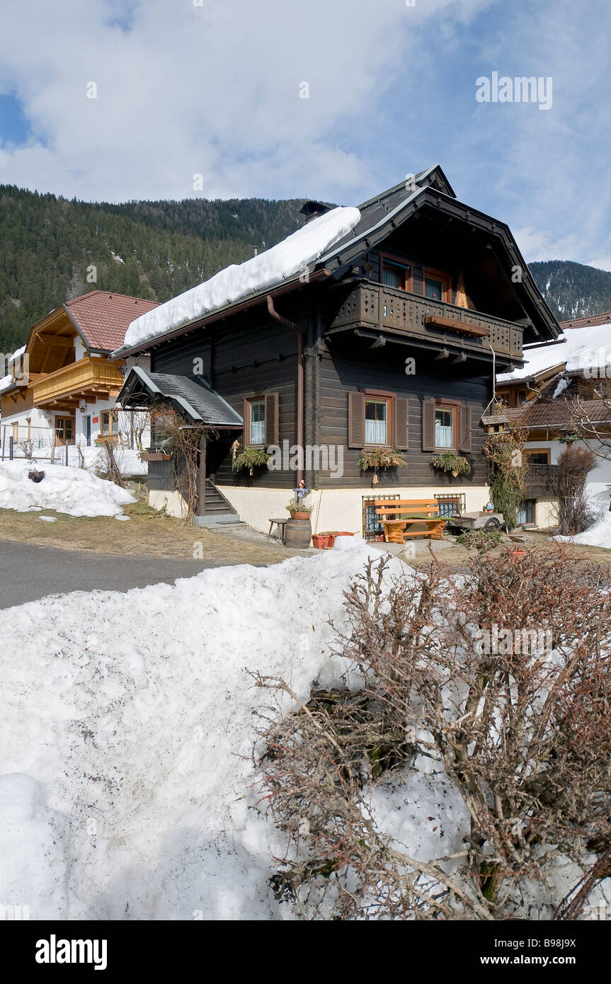 Traditional austrian house hi-res stock photography and images - Alamy