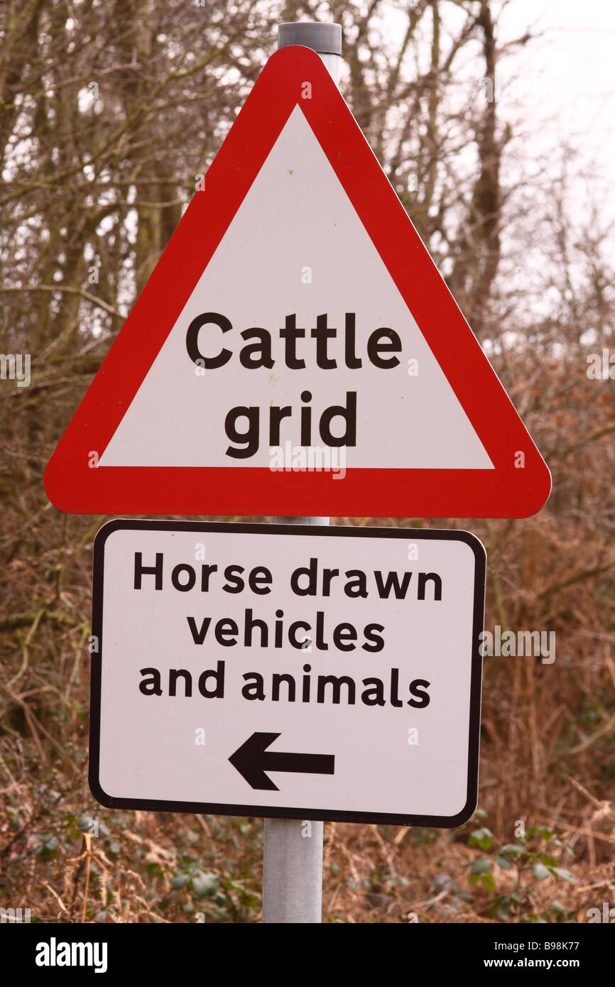 Cattle grid sign hi-res stock photography and images - Alamy