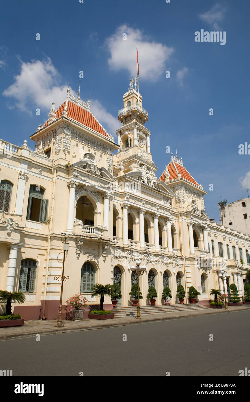 Indochinese architecture hi-res stock photography and images - Alamy