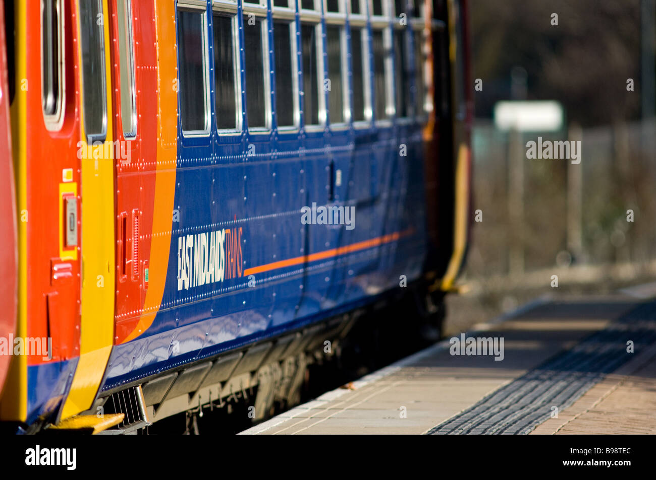 East midland trains hi-res stock photography and images - Alamy