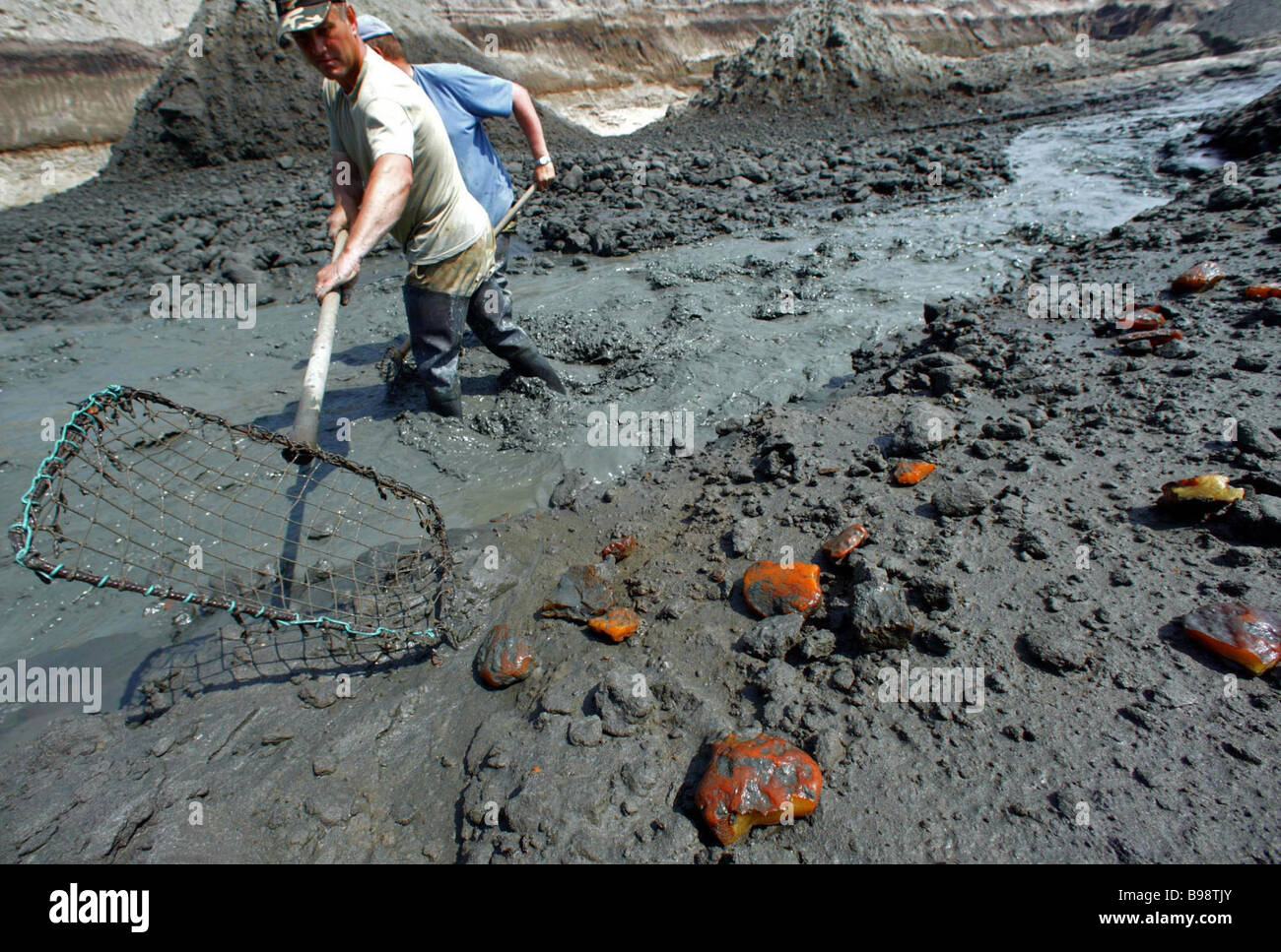 Extracting amber at the Kaliningrad amber plant Stock Photo - Alamy