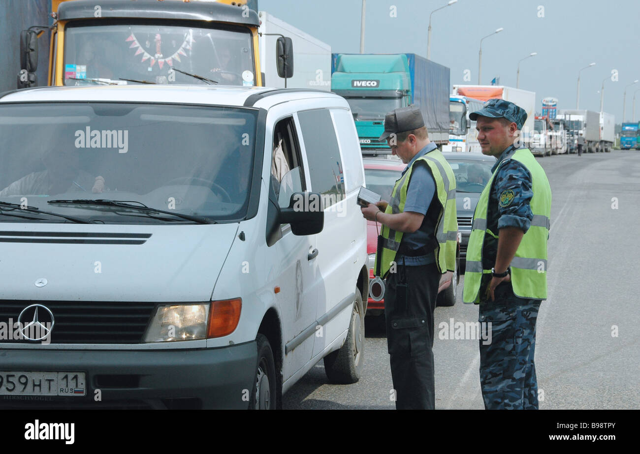 Customs Check Stock Photos & Customs Check Stock Images - Alamy
