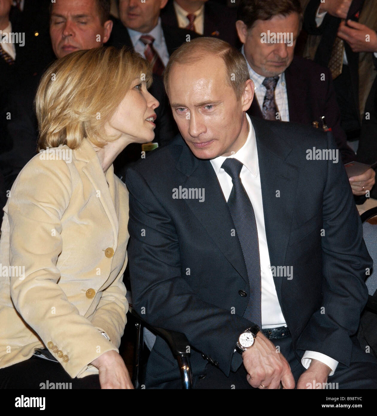 The German Chancellor Gerhard Schroeder s wife Doris and Russian ...