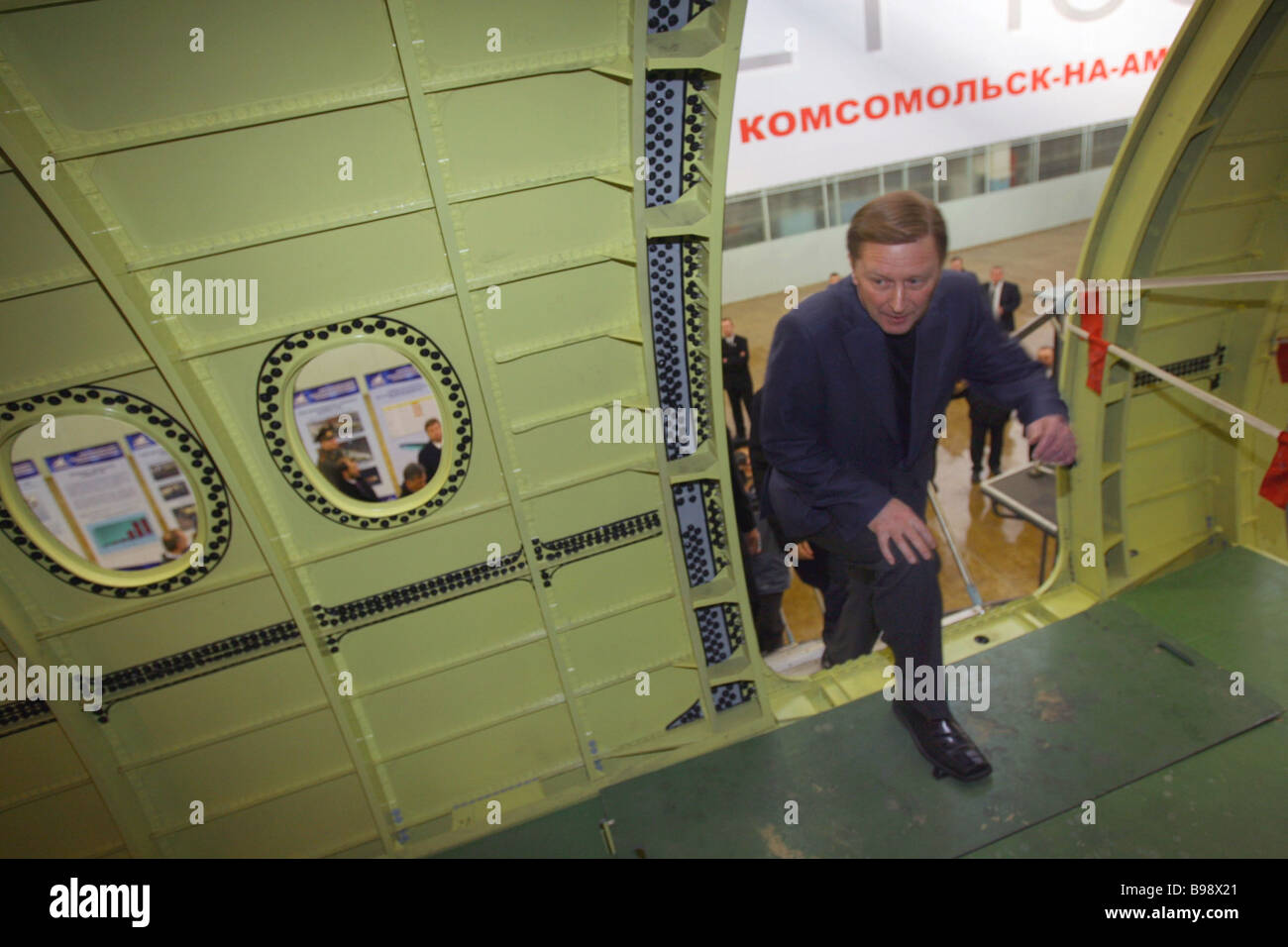 Russia s First Deputy Prime Minister Sergei Ivanov examines incomplete Sukhoi Superjet 100 ...