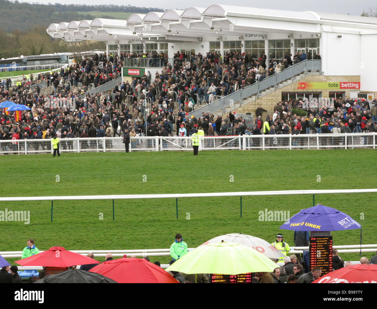 Hurdle at cheltenham race course hi-res stock photography and images ...