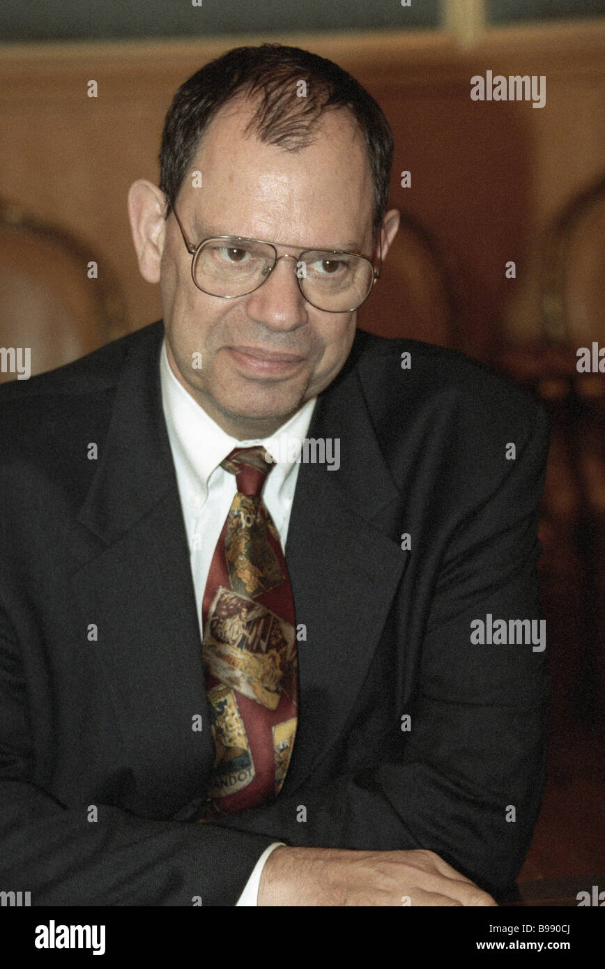 Boeing President Phil Condit Stock Photo - Alamy