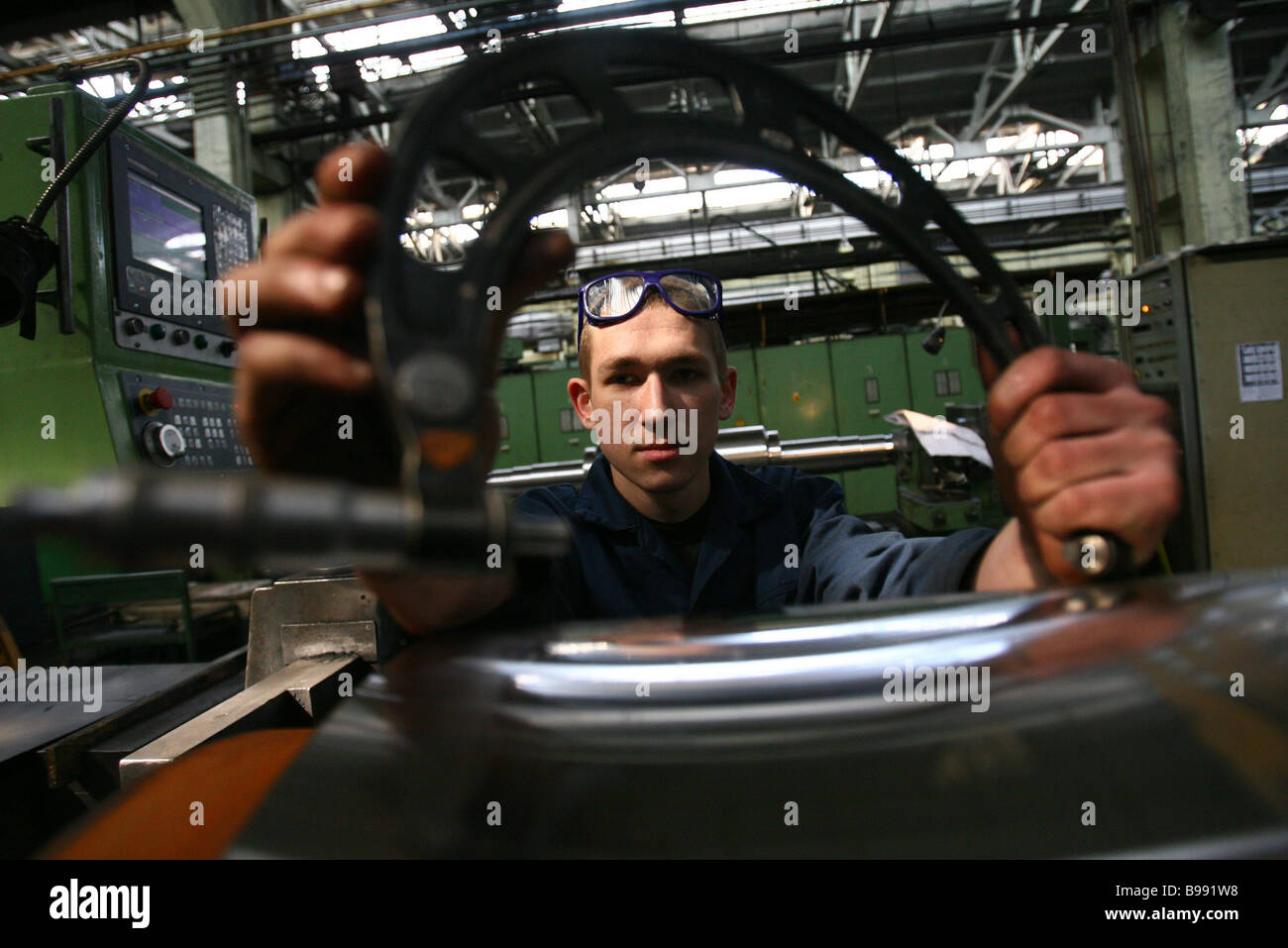 Mechanical assembly workshop of heavy engineering plant OAO ...